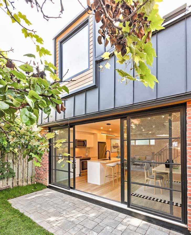 #1 Toronto Laneway House Design and Build Contractor